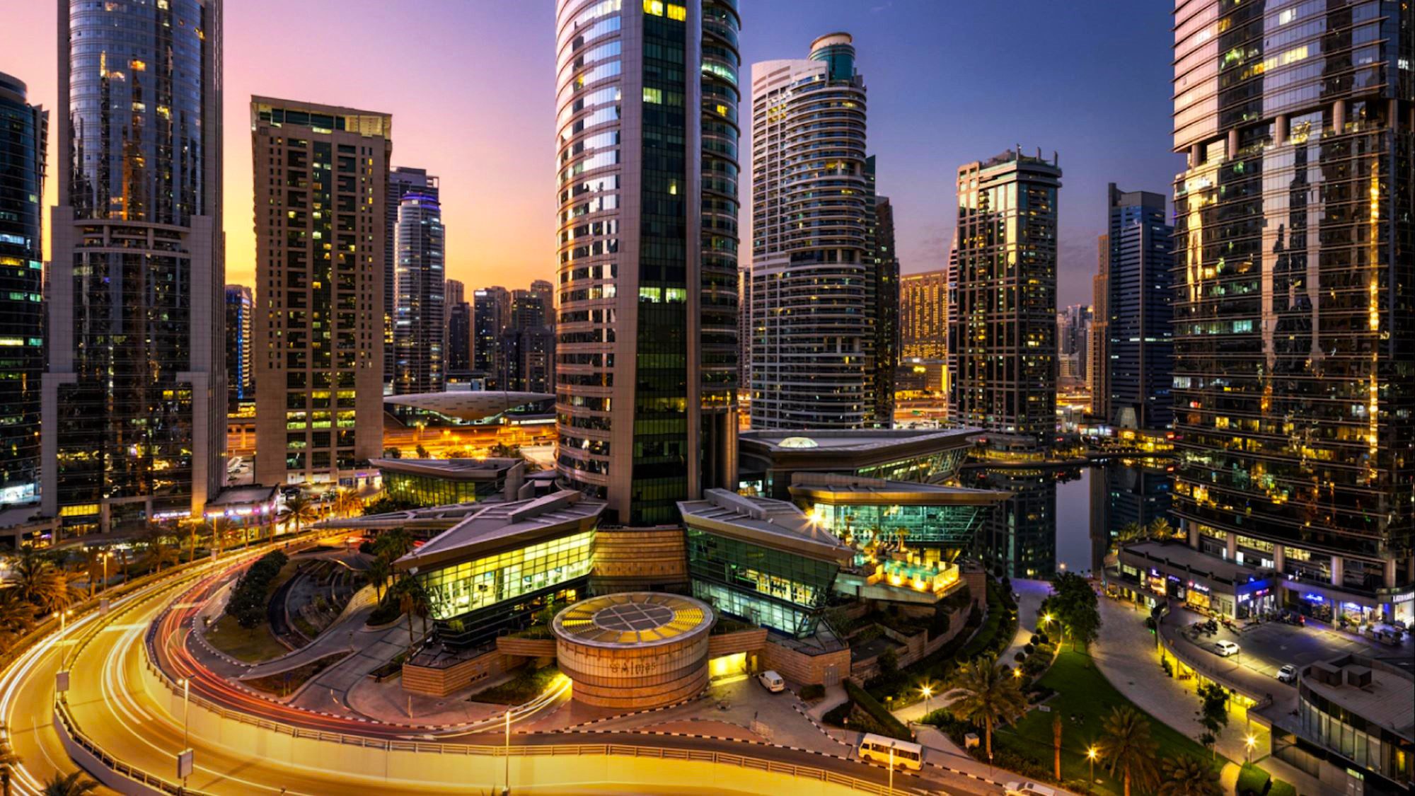 Jumeirah Lakes Towers (JLT) Area Guide by Seven Luxury Real Estate